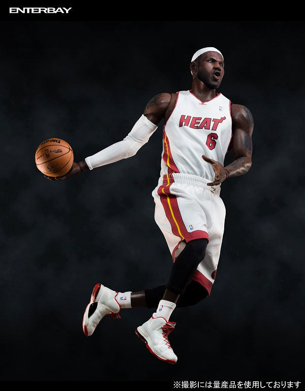 1/6 Real Masterpiece Collectible Figure NBA Collection LeBron James ...