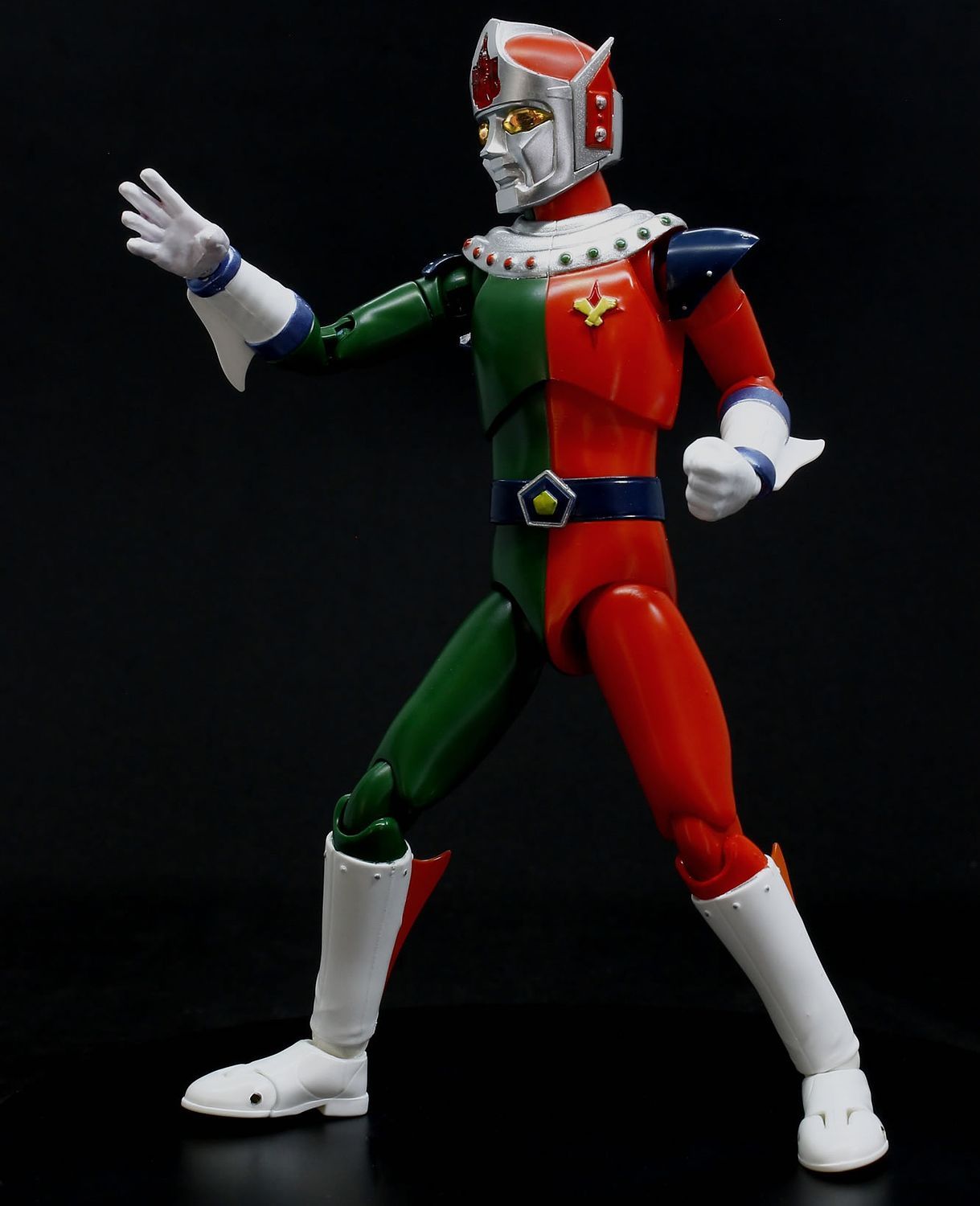 Dinosaur War Izenborg - Izenborg - Hero Action Figure - Tsuburaya Pro ...